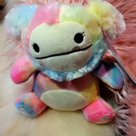 Squishmallows | Toys | Squishmallow Squeeze Mallow Kaylee | Poshmark